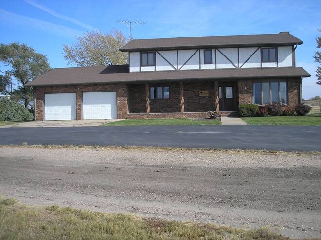104 Clinic Drive, OVERTON, NE 68863 (Off Market MyStateMLS Listing ...