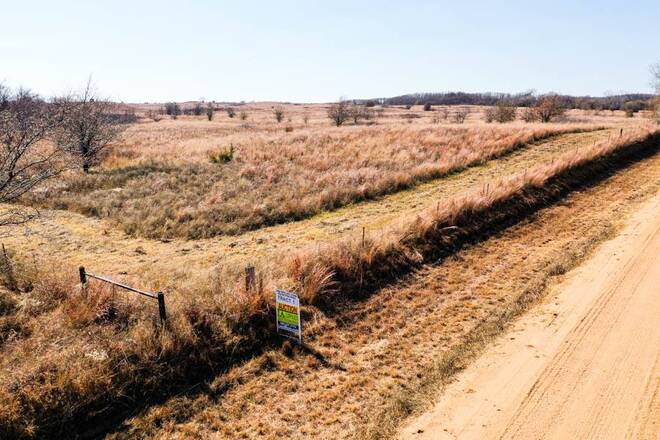 E0050 RD &N2730 RD, Byron, OK 73758 (Sold NYStateMLS Listing #10953023)