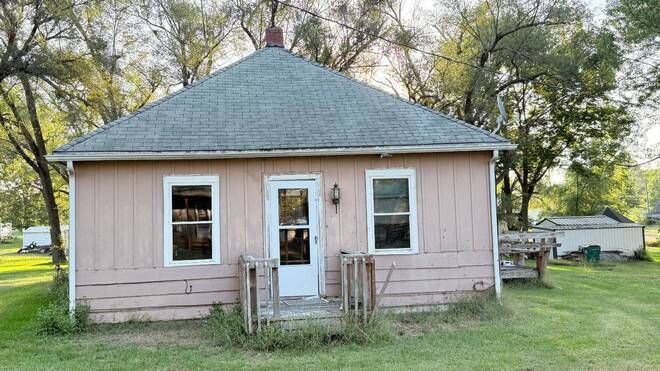8040 8th Street, Eagleville, MO 64442 (Sold NYStateMLS Listing #11582276)