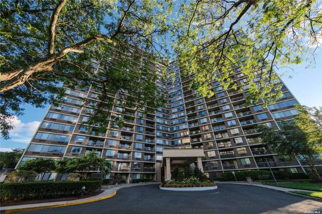 2 Bay Club Dr, #4Z2, Bayside, NY 11360 (Sold NYStateMLS Listing #11607780)